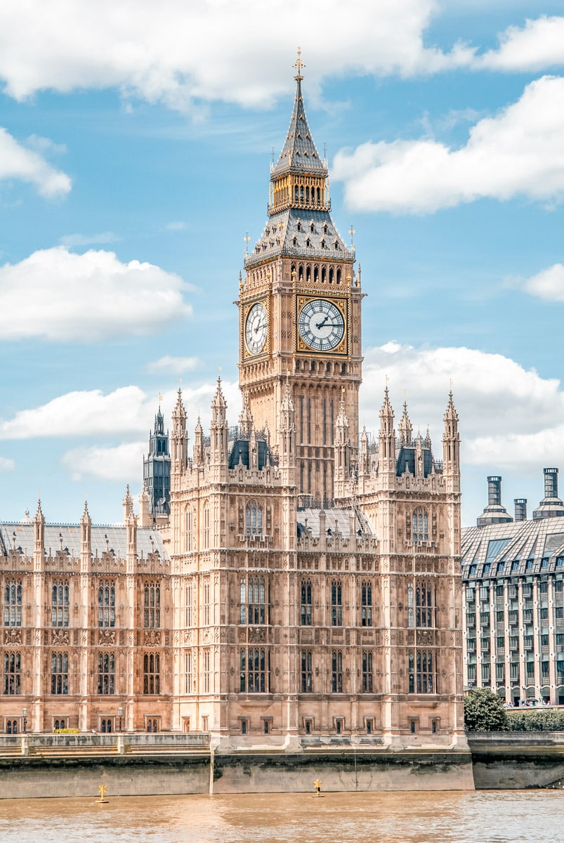 32 Fascinating Facts About The Houses of Parliament You Never Knew