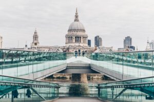 12 Interesting Facts about Millennium Bridge + Tips — London x London