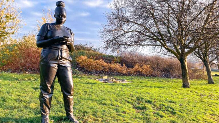 The Line: A Guide to London’s Brilliant Art Walk — London x London