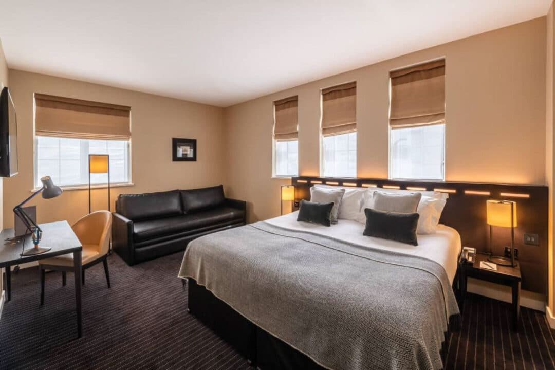 The Best Things to do in Victoria: London Area Guide — London x London