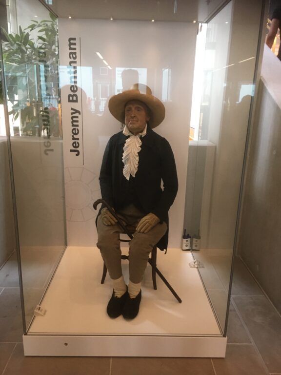 Auto-Icon: Jeremy Bentham’s Stuffed Head at UCL