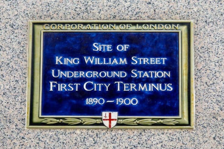 All Aboard! A Grand Tour of London’s Abandoned Tube Stations — London x ...