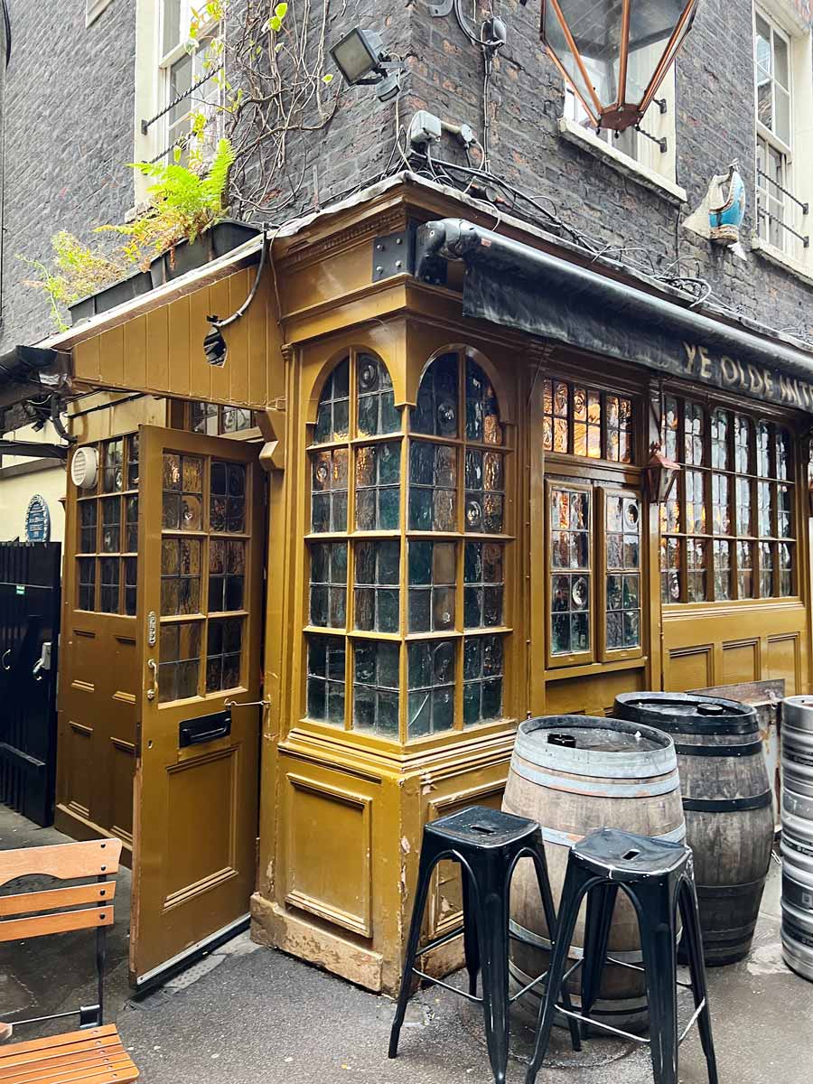 The Hidden Secrets of Ely Place — London x London
