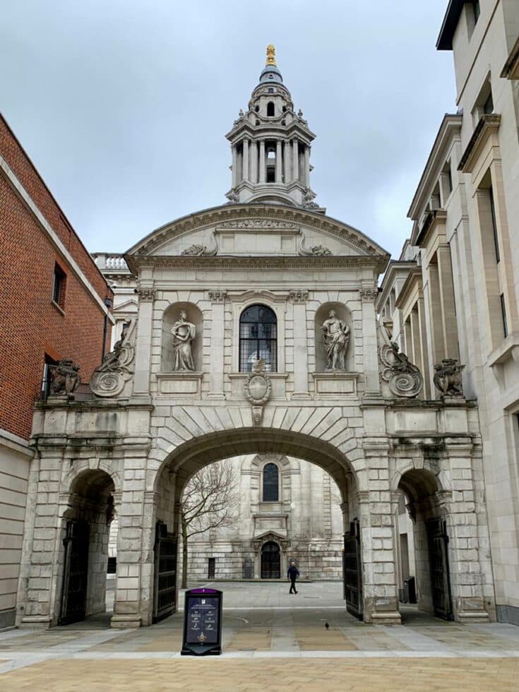 A Guide to Christopher Wren Buildings in London— London x London