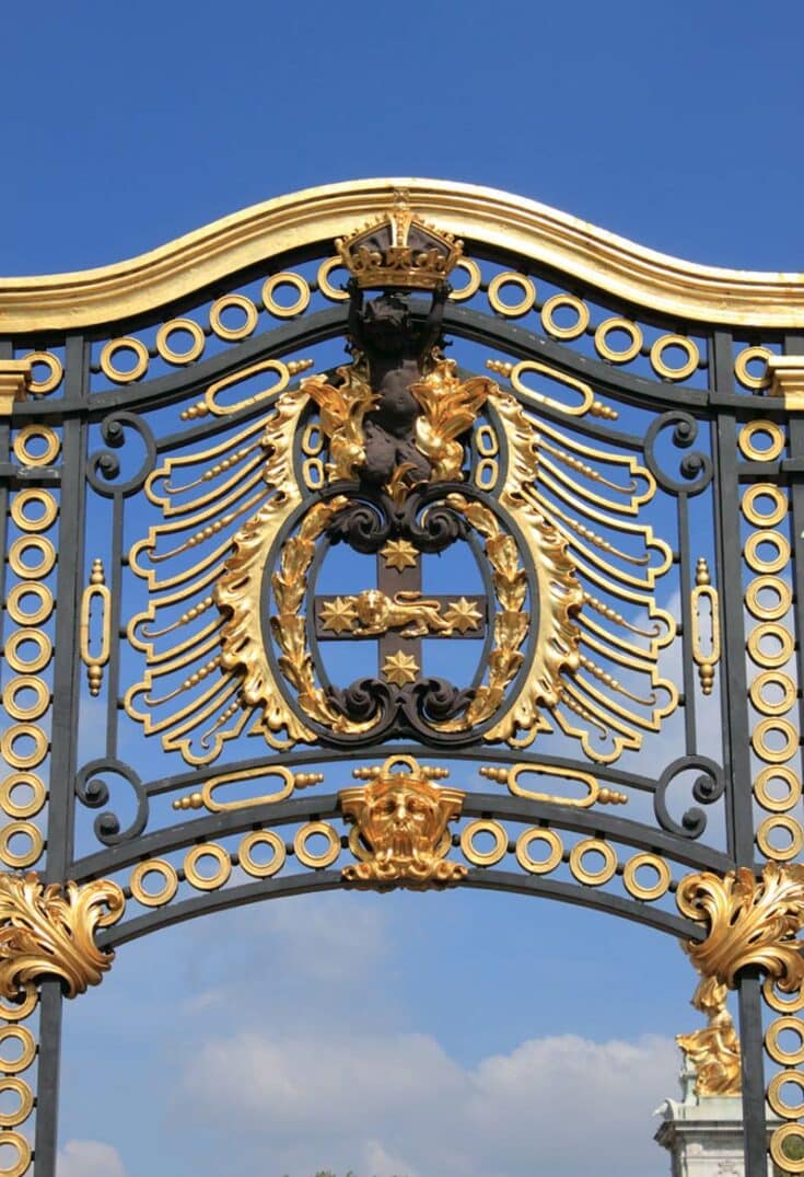 A Guide to the Buckingham Palace Gates — London x London