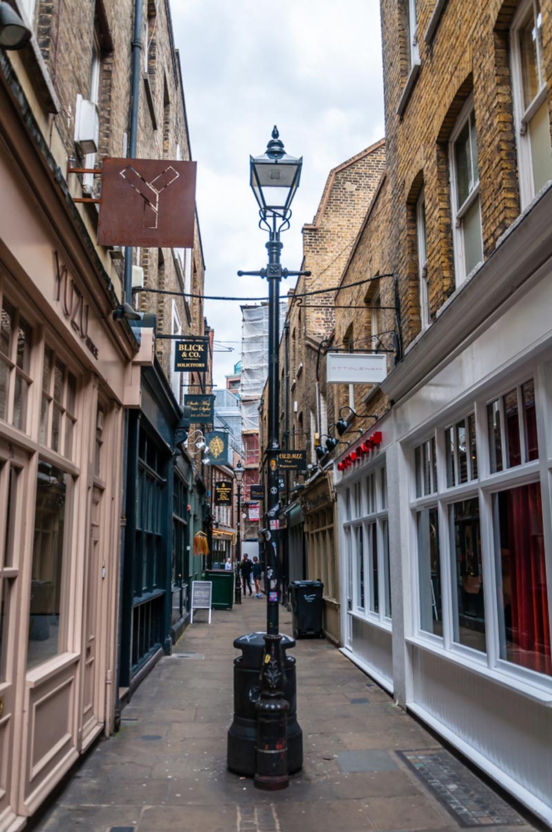 10 Secret Alleys in London — London x London