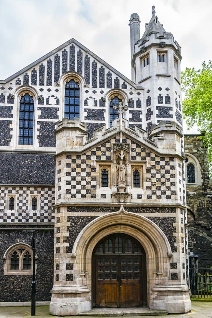 The Hidden Secrets of One of London’s Oldest Churches: St Bartholomew ...