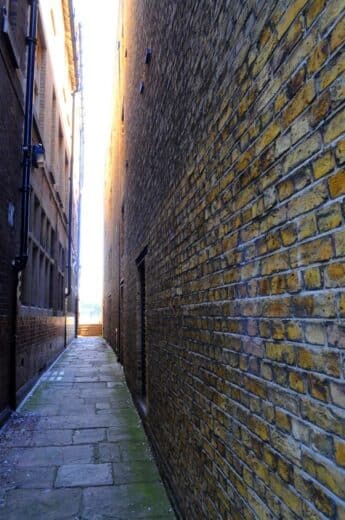 10 Secret Alleys in London — London x London
