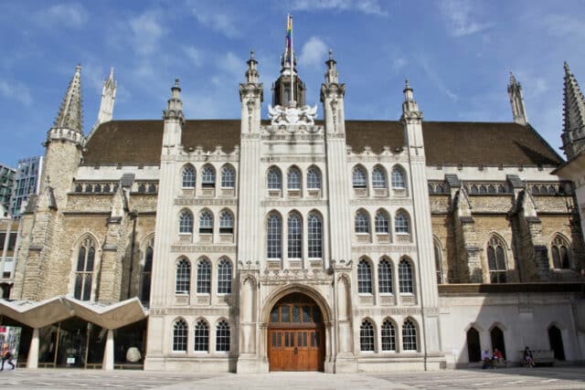 The History of The Guildhall: The HQ of the World’s Oldest Democracy ...