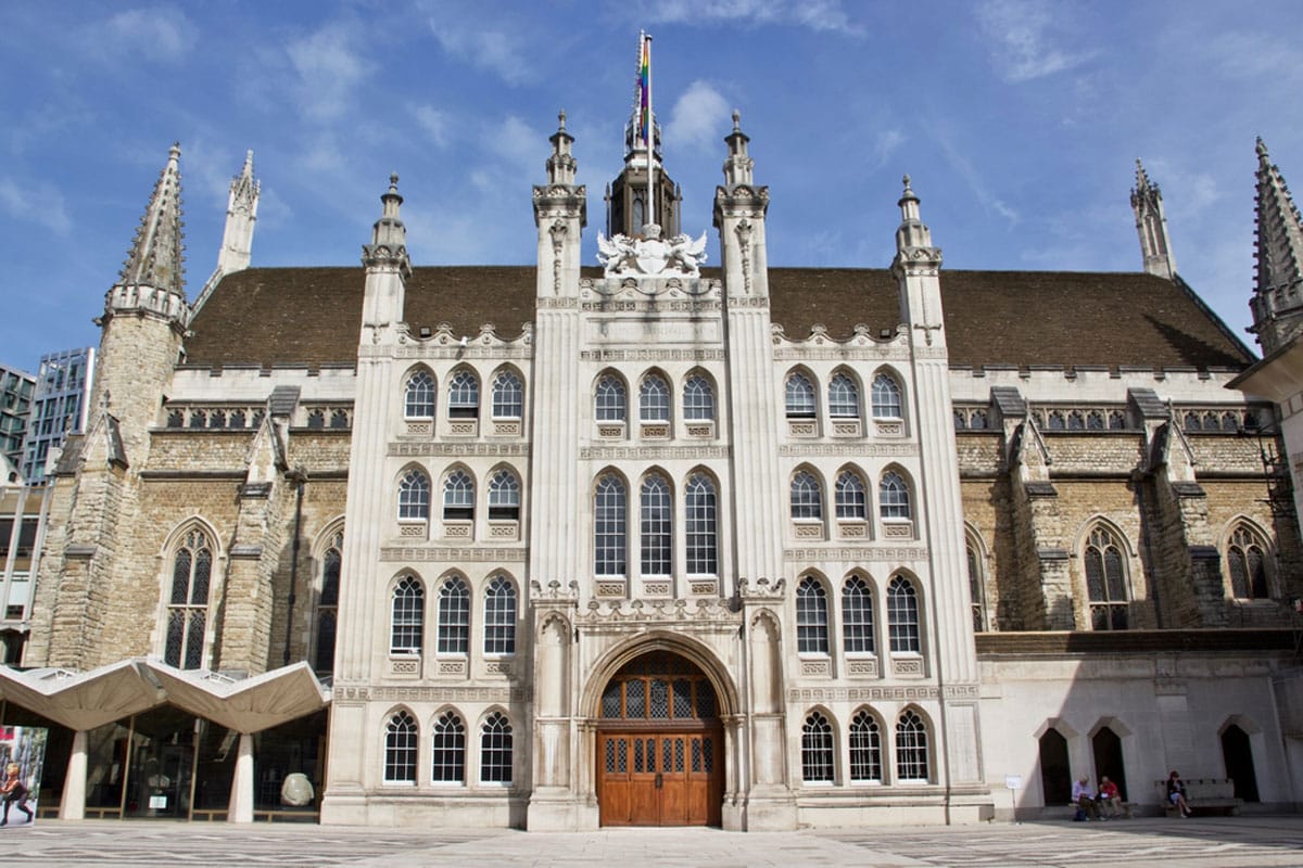 The History of The Guildhall: The HQ of the World’s Oldest Democracy ...