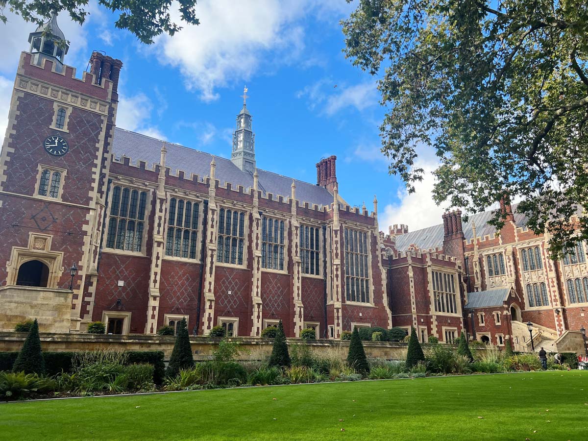 The Murky History of Lincoln’s Inn - One of London’s Oldest Surviving ...