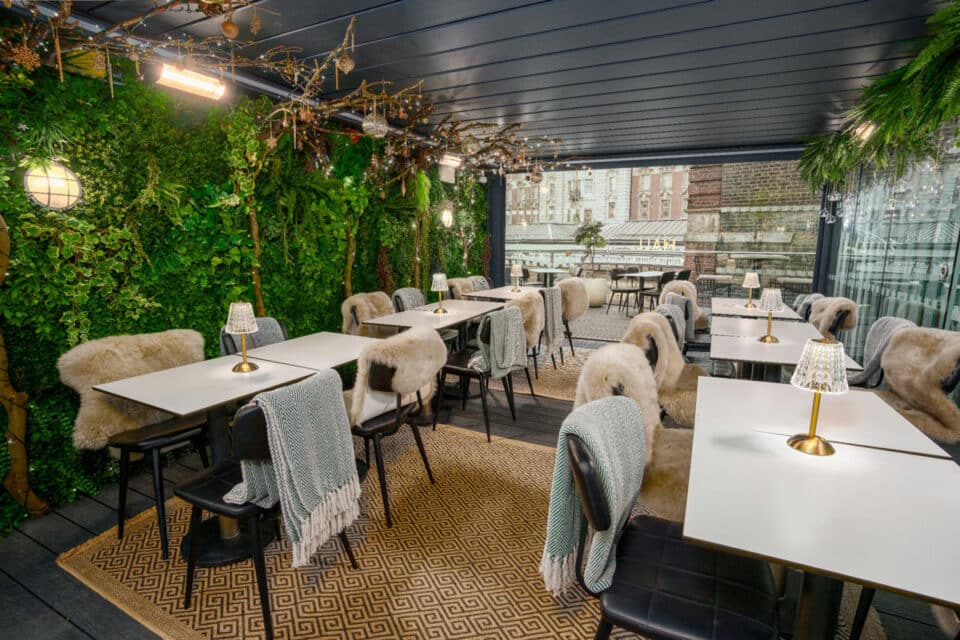 10 Cosy Winter Terraces in London — London x London